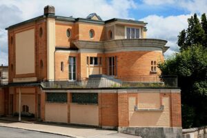 10 Most Famous French Architects - Artst