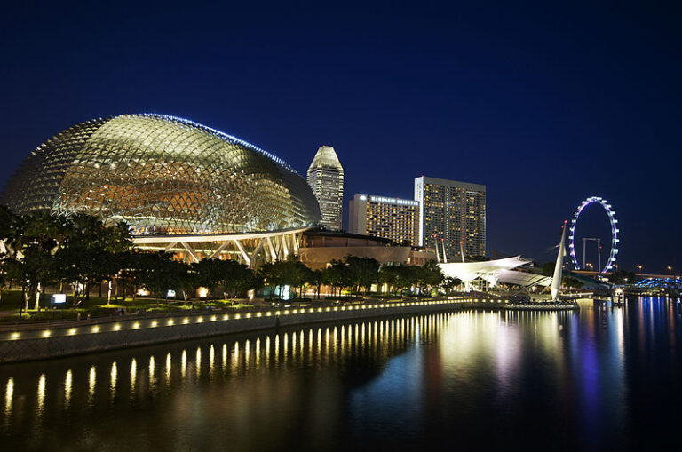 Buildings in Singapore - 10 Most Famous - Artst