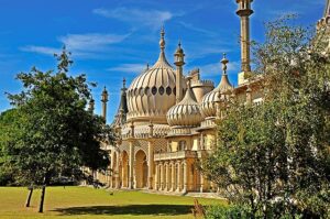 Buildings in the United Kingdom - 10 Most Famous - Artst