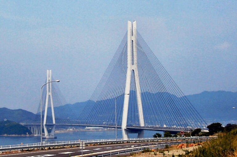 Bridges in Japan - 10 Most Famous - Artst