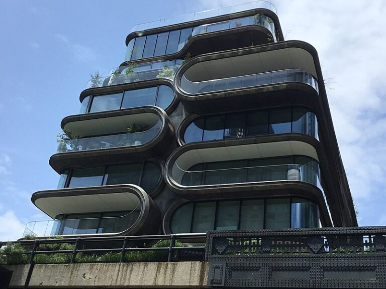 Zaha Hadid Buildings - 11 Most Famous - Artst